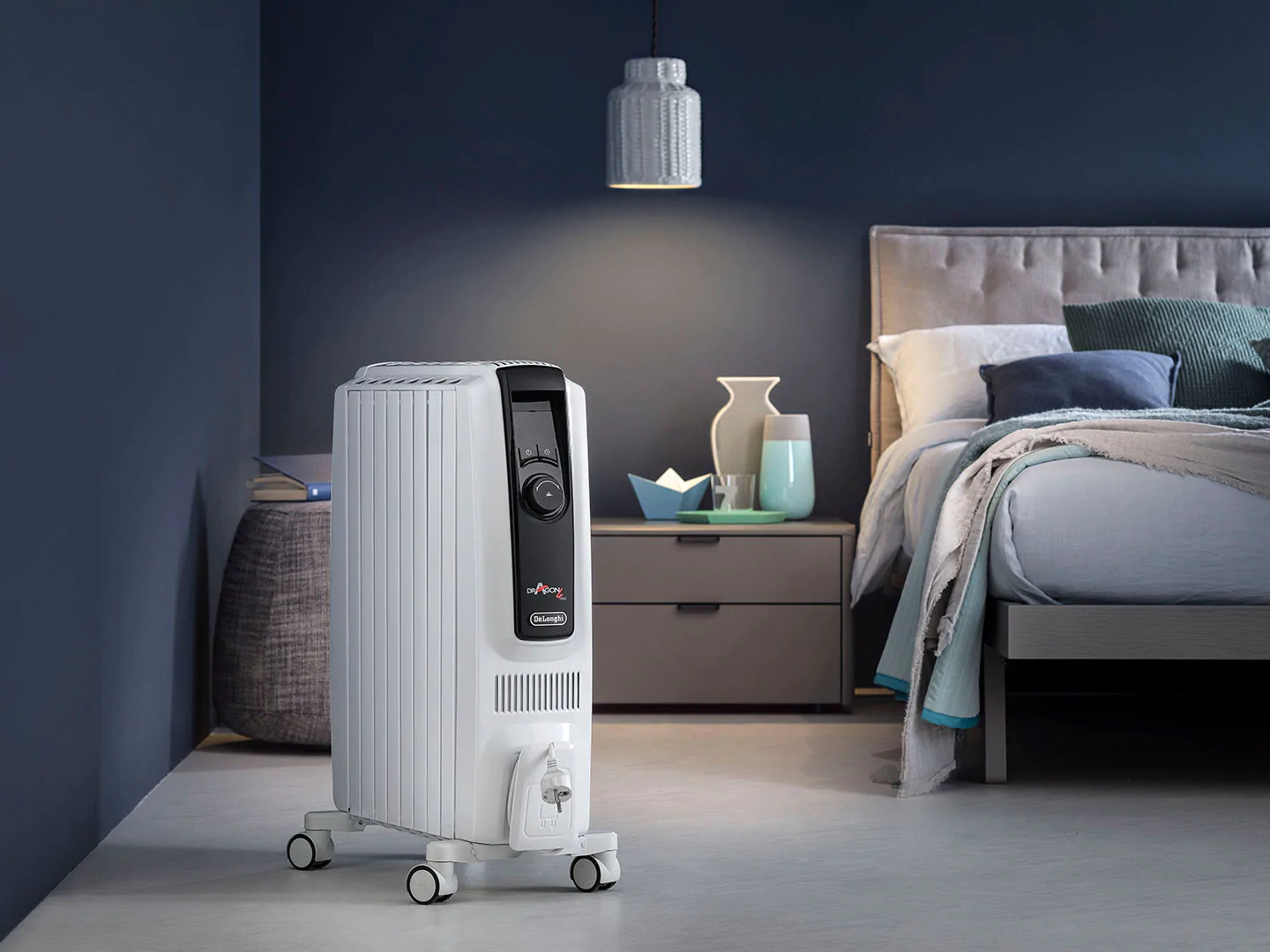 Delonghi Dragon 2kW Oil Filled Radiator White - TRDX40820E – Air Con Centre